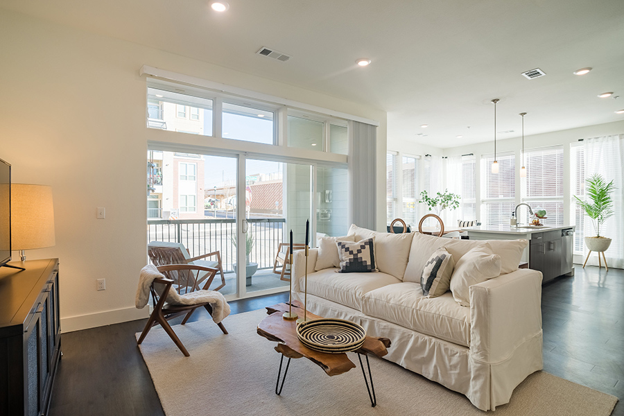 IMT at RidgeGate | Explore Our Pet Friendly Apartment Community