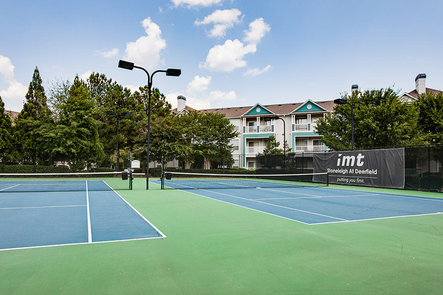 IMT Stoneleigh at Deerfield | Explore Pet Friendly Apartments For Rent