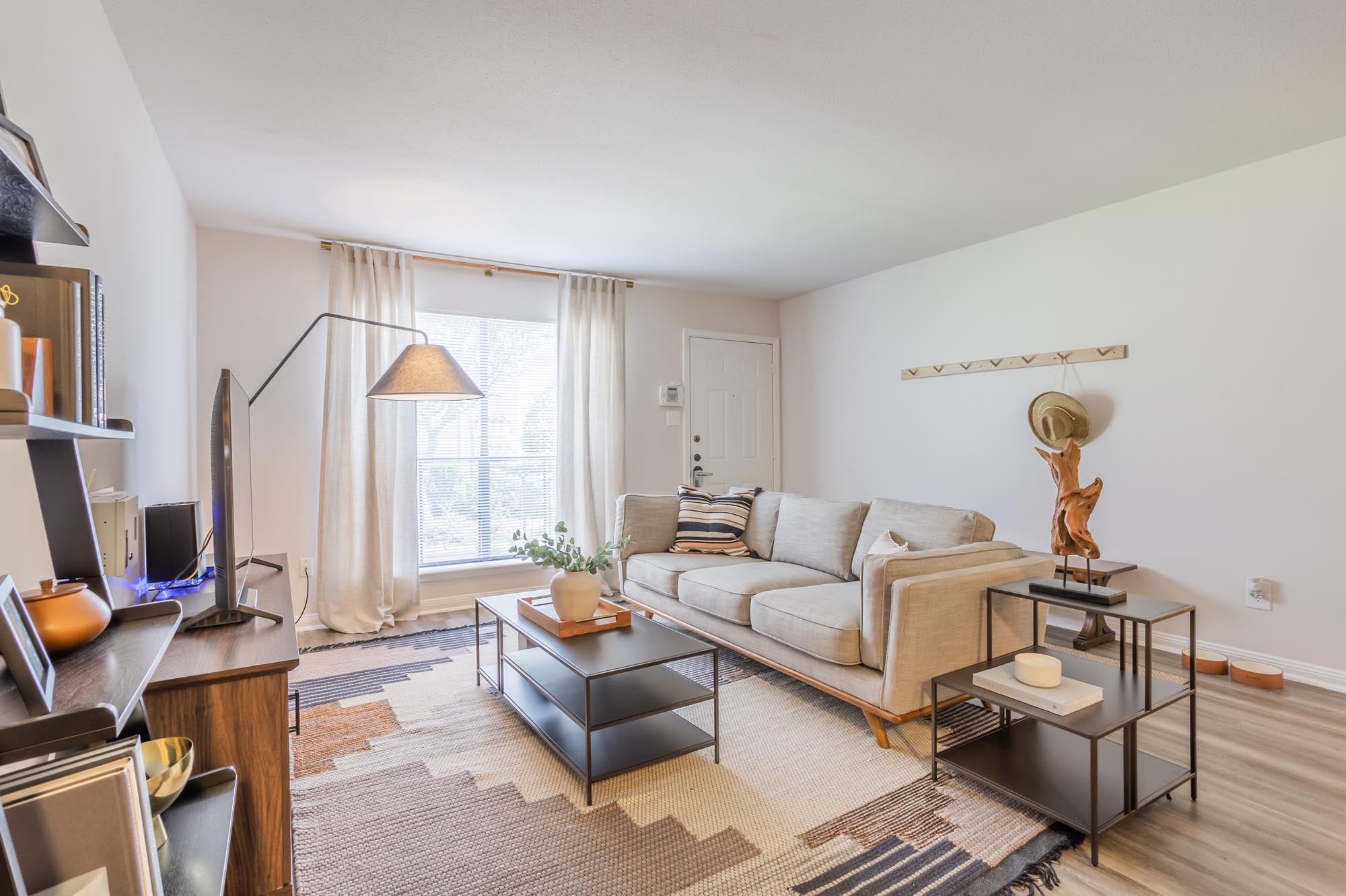 Pavilion Place | Explore Our Houston Apartments & Community