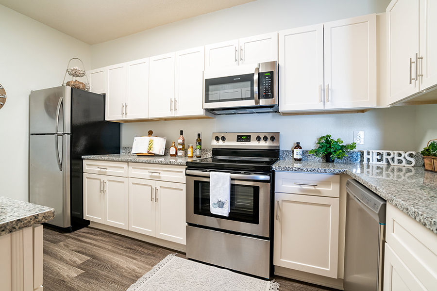 IMT Cool Springs | Explore One, Two & Three Bedroom Apartments