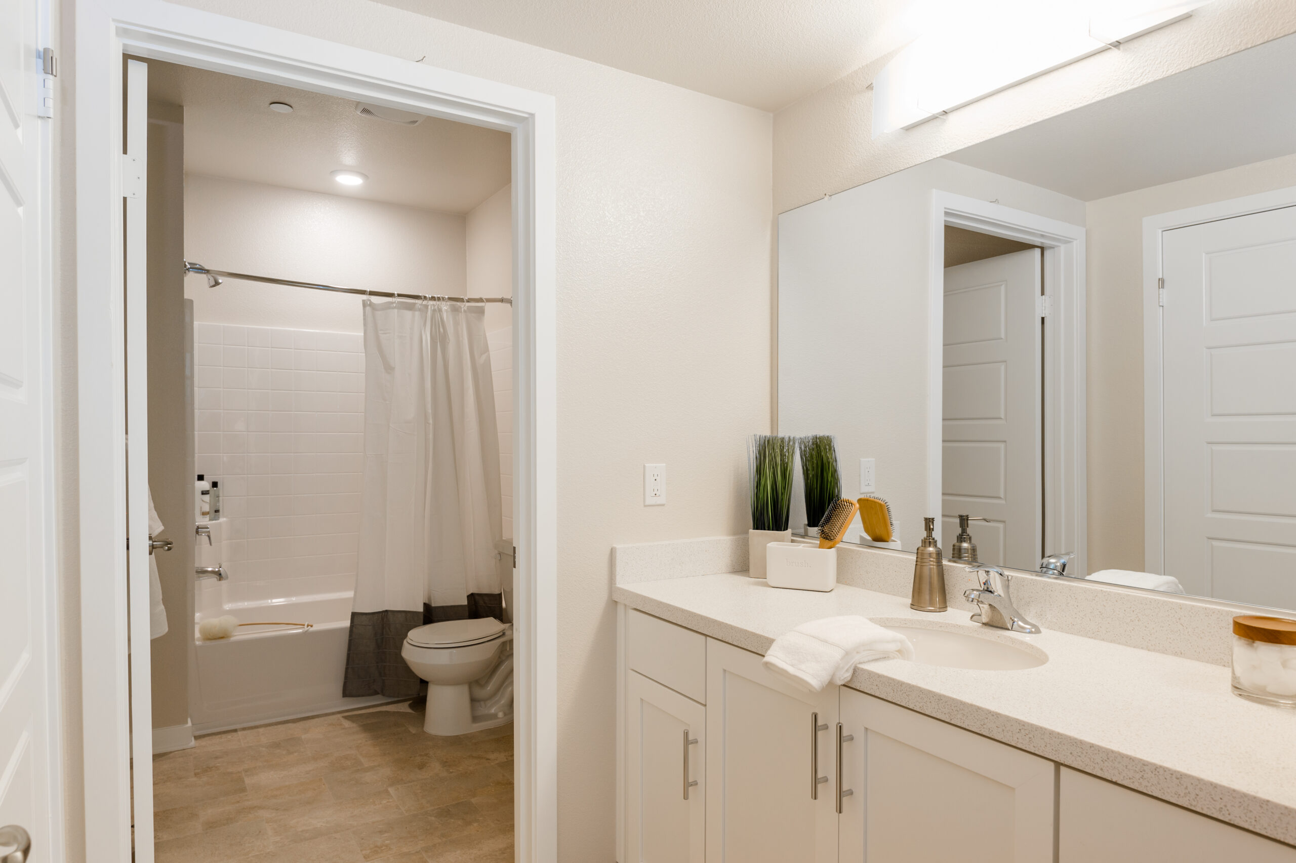 IMT 5700 | Explore Our Sherman Oaks, California Community Gallery