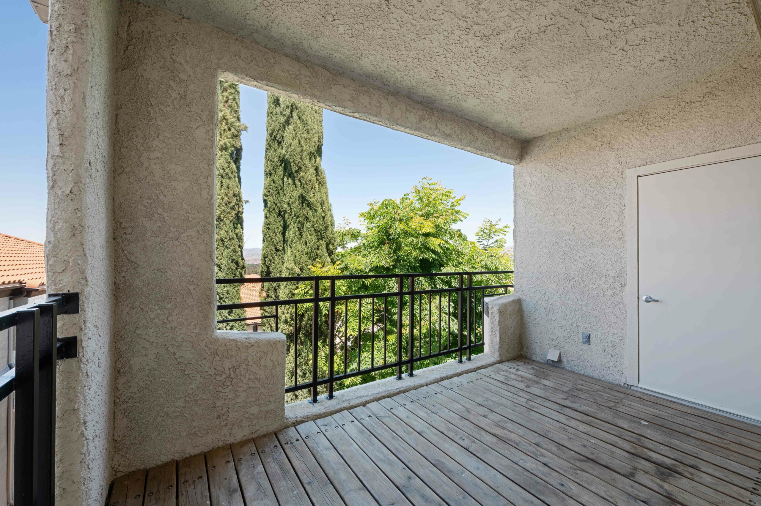 IMT Stevenson Ranch | Explore Apartments & Mountain Views From Santa ...