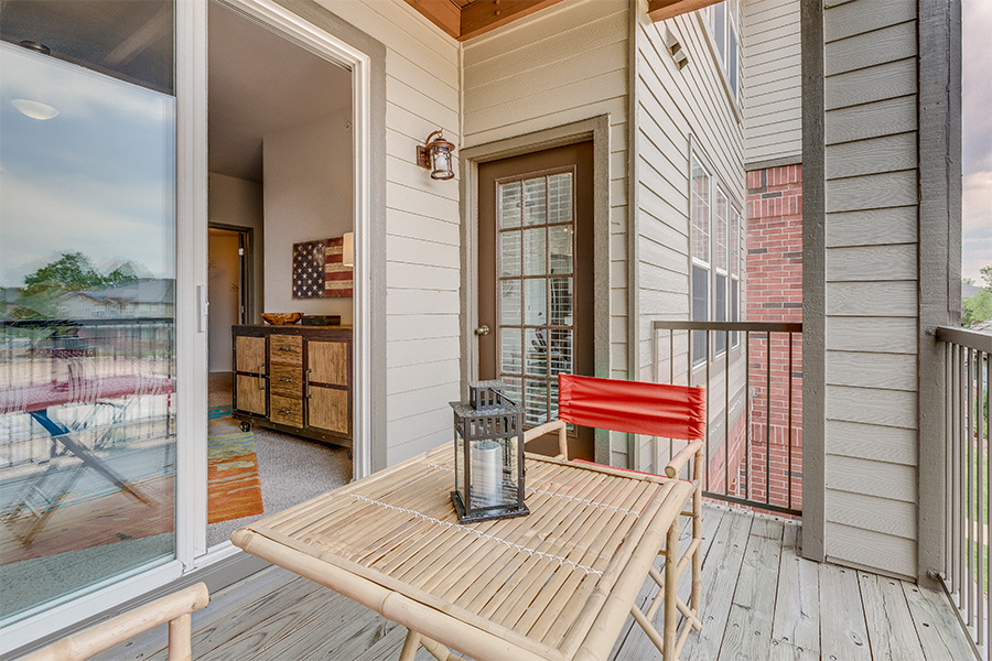IMT Lowry | Pet-Friendly Apartments For Rent In Denver, Colorado