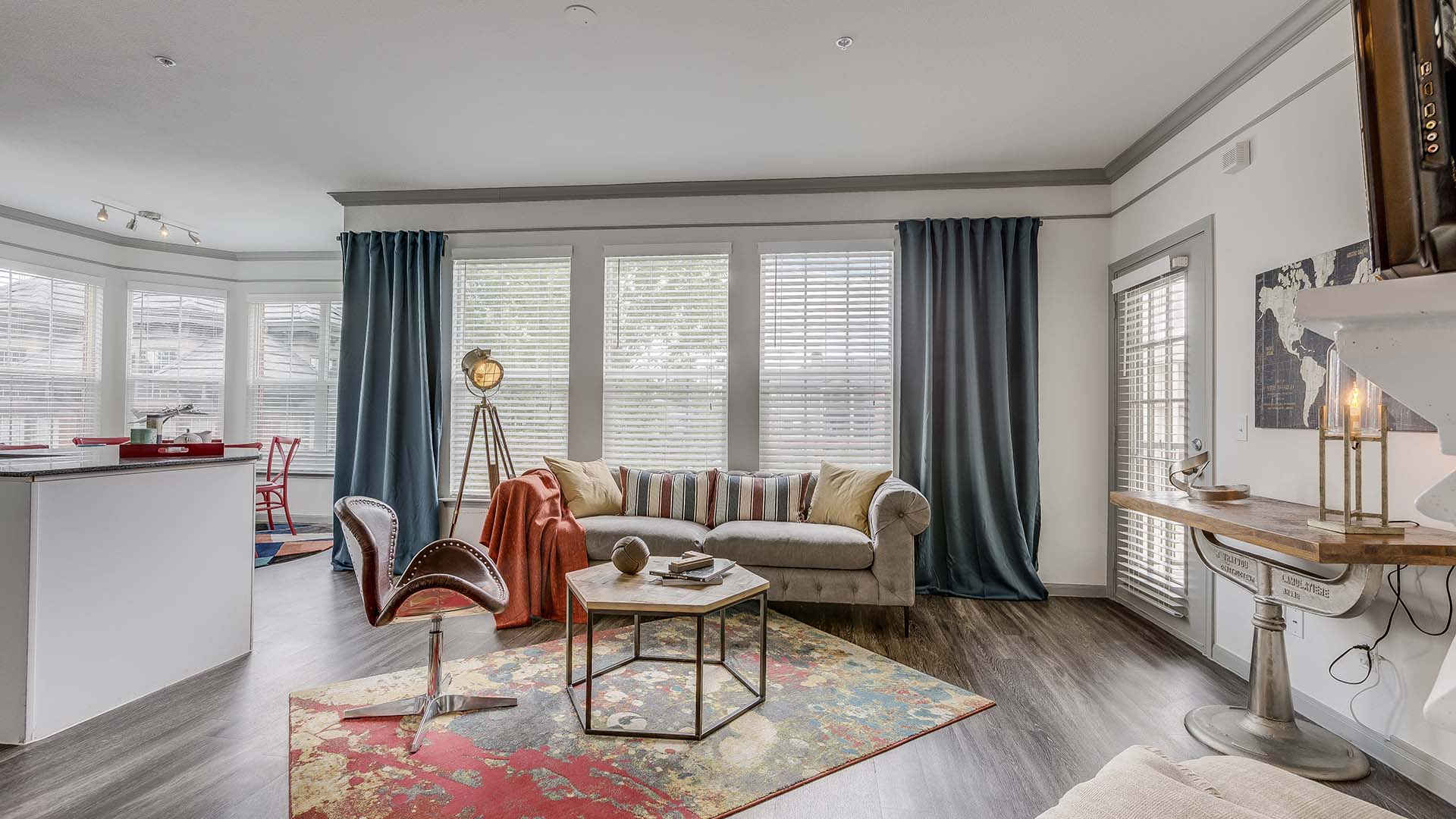 IMT Lowry | Pet-Friendly Apartments For Rent In Denver, Colorado