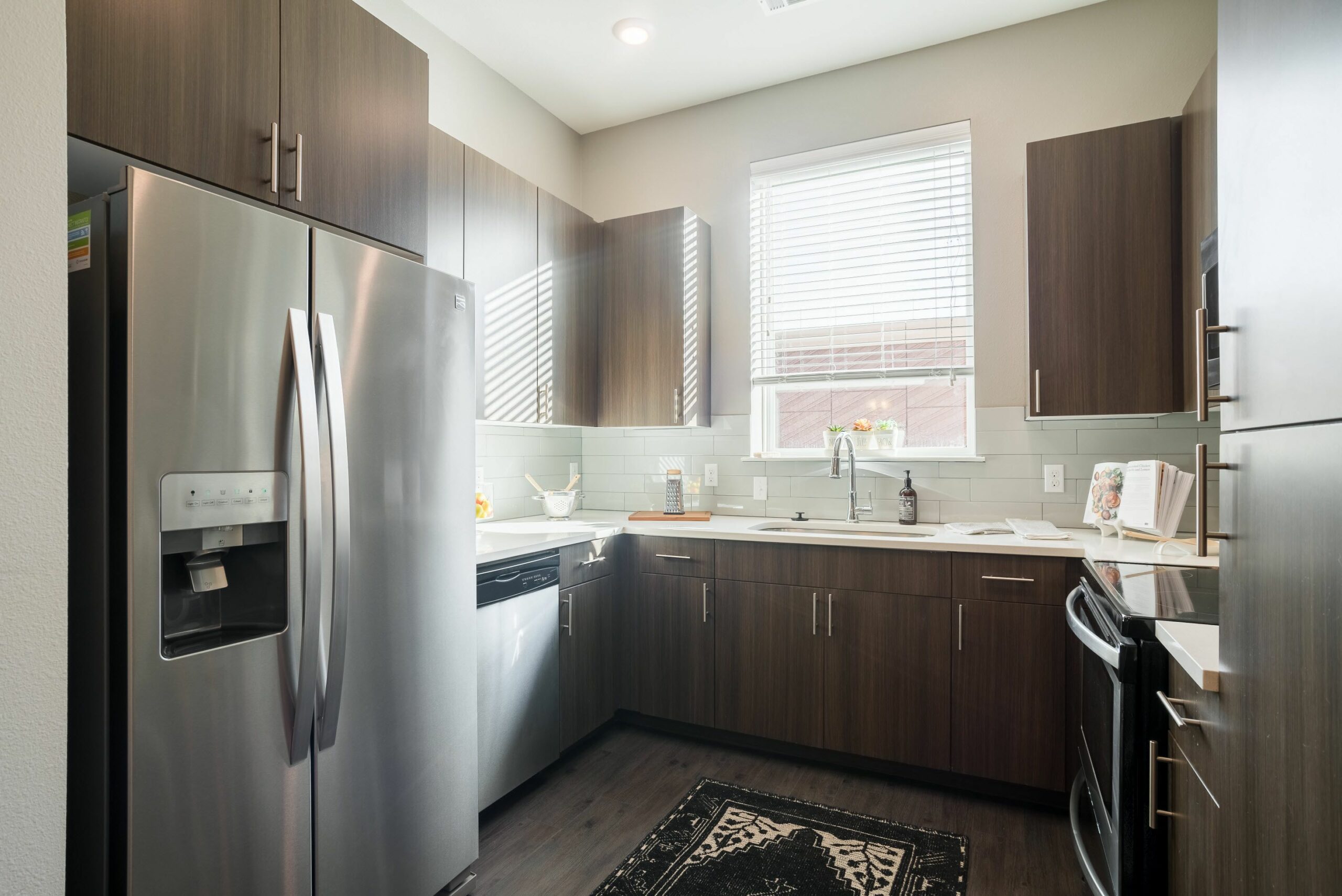 IMT at RidgeGate | Explore Our Pet Friendly Apartment Community