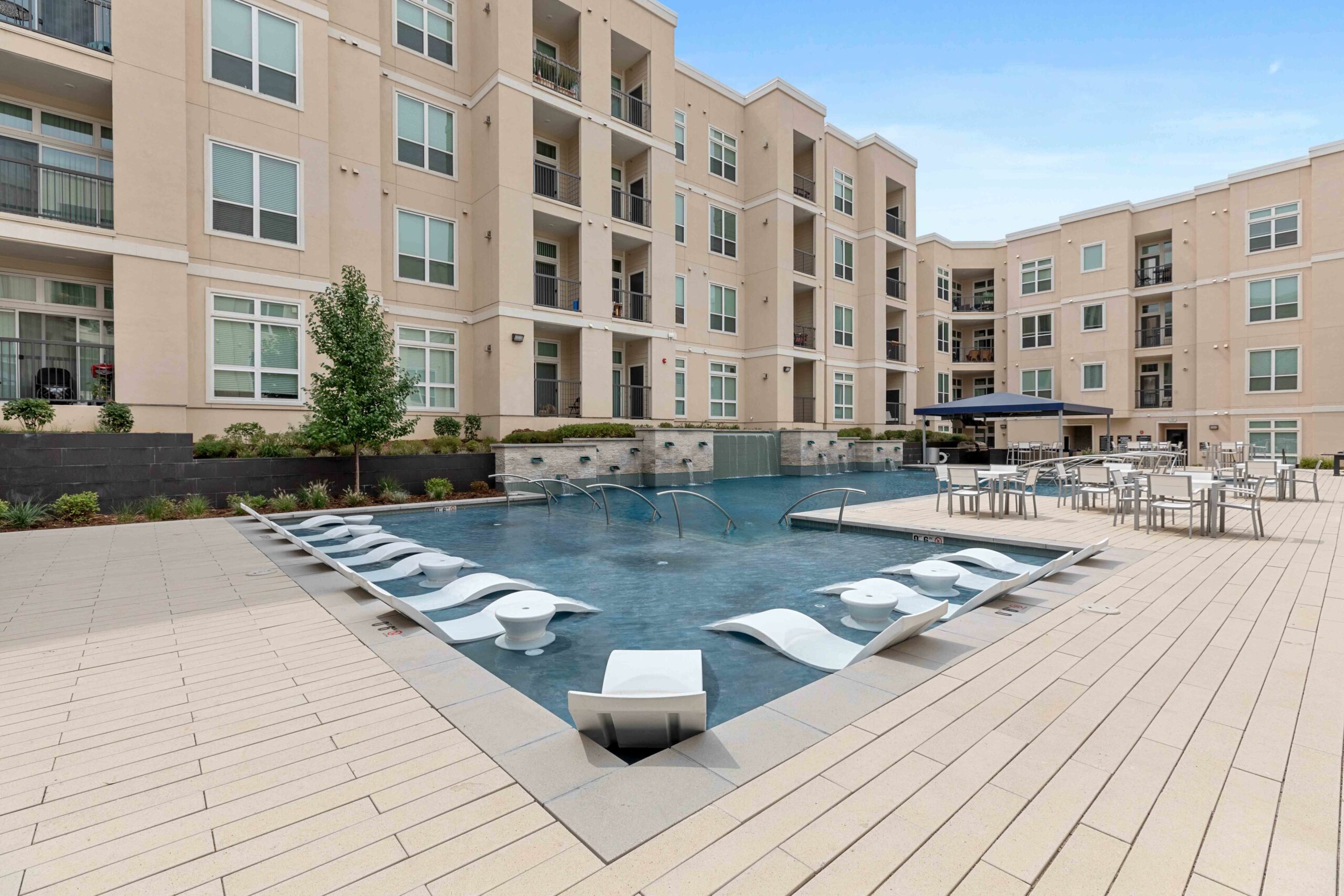 IMT at RidgeGate | Explore Our Pet Friendly Apartment Community